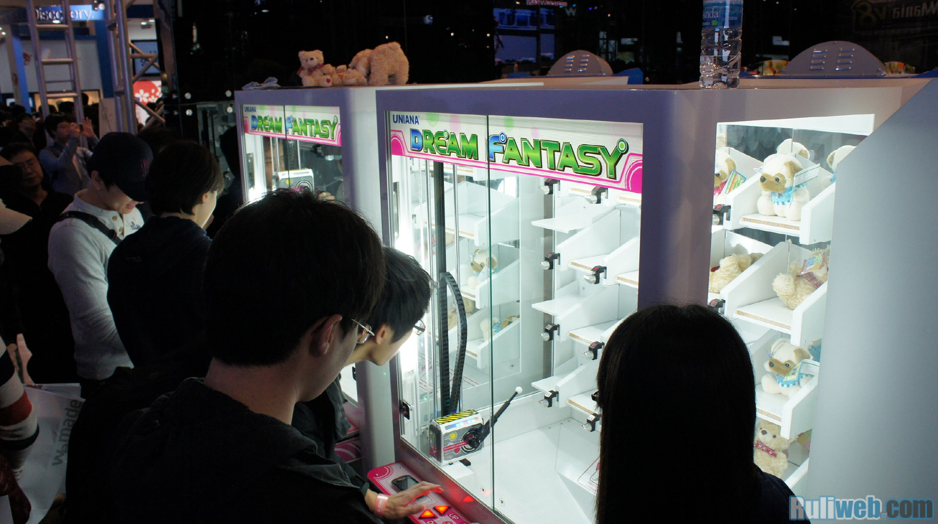 [지스타 11] 유니아나-어뮤즈먼트게임 부스 사진 | RULIWEB