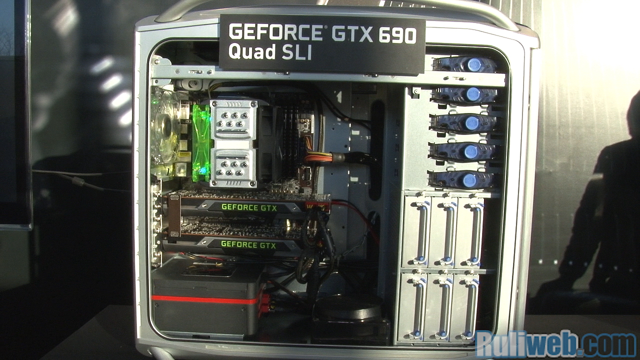 칼날여왕 코스춤 등 스타2: 군단의 심장 출시 행사 사진 및 동영상