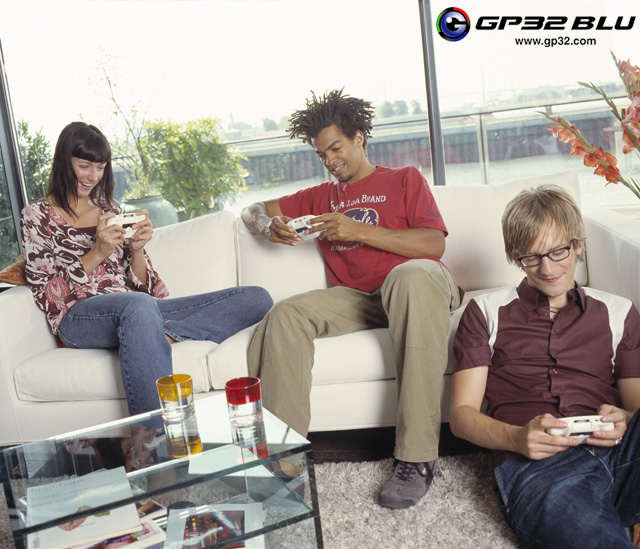 GP32 BLU, 국내 예약 판매 시작