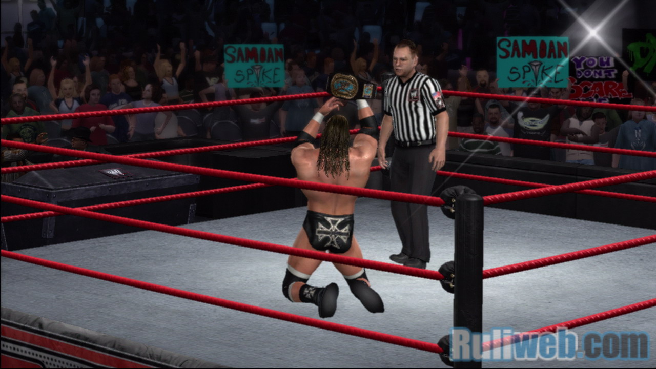 'WWE 스맥 대 로우 08' 플레이 동영상